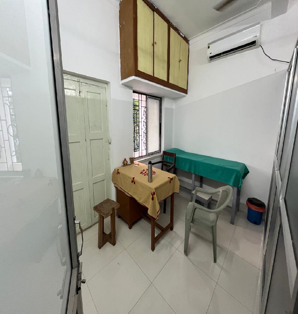 Diagnostic Center With Polyclinic For Sale In Naihati